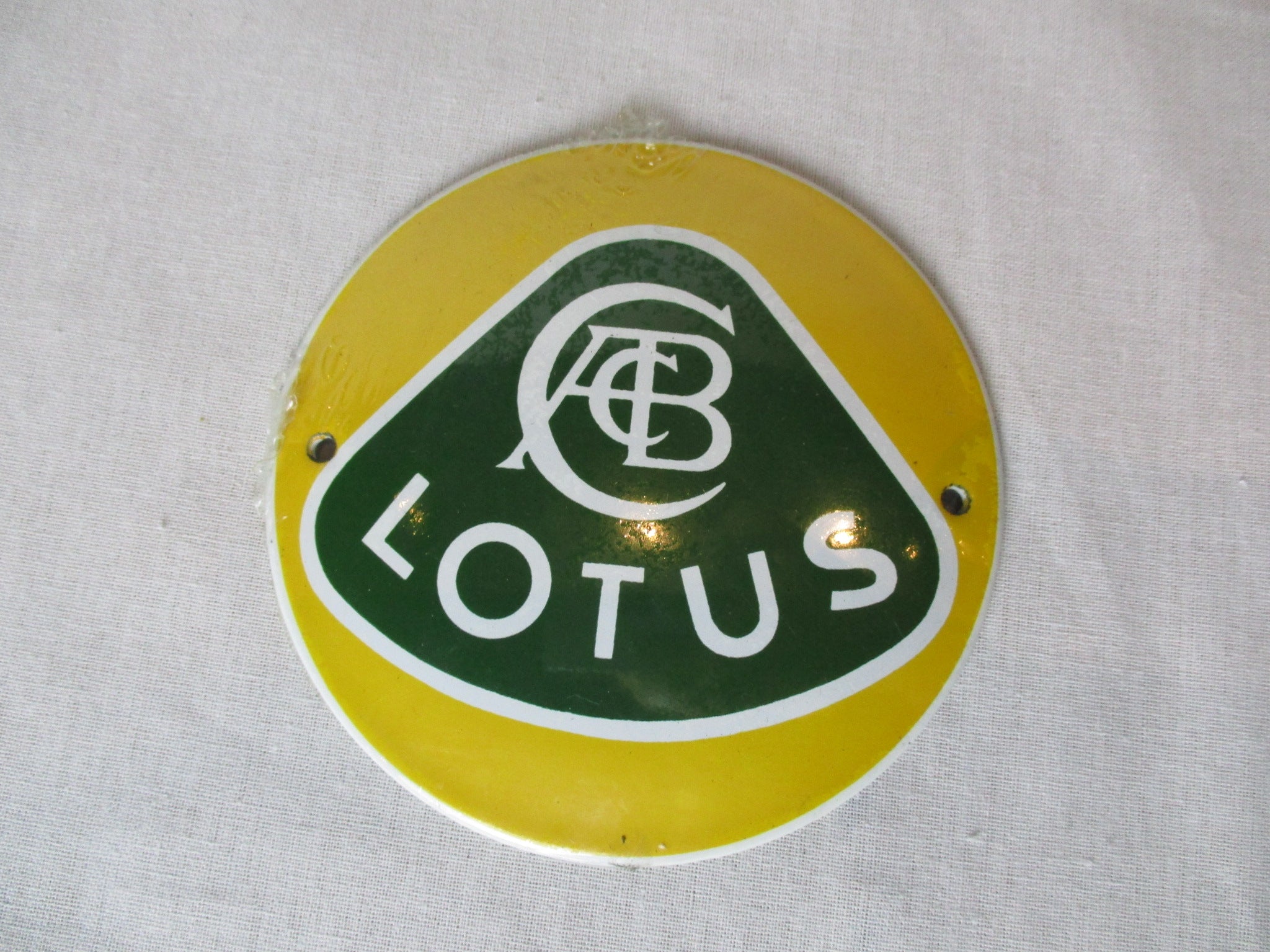 ロータス LOTUS BIGバッジ 10cmタイプ – OUTERPLUS STORE