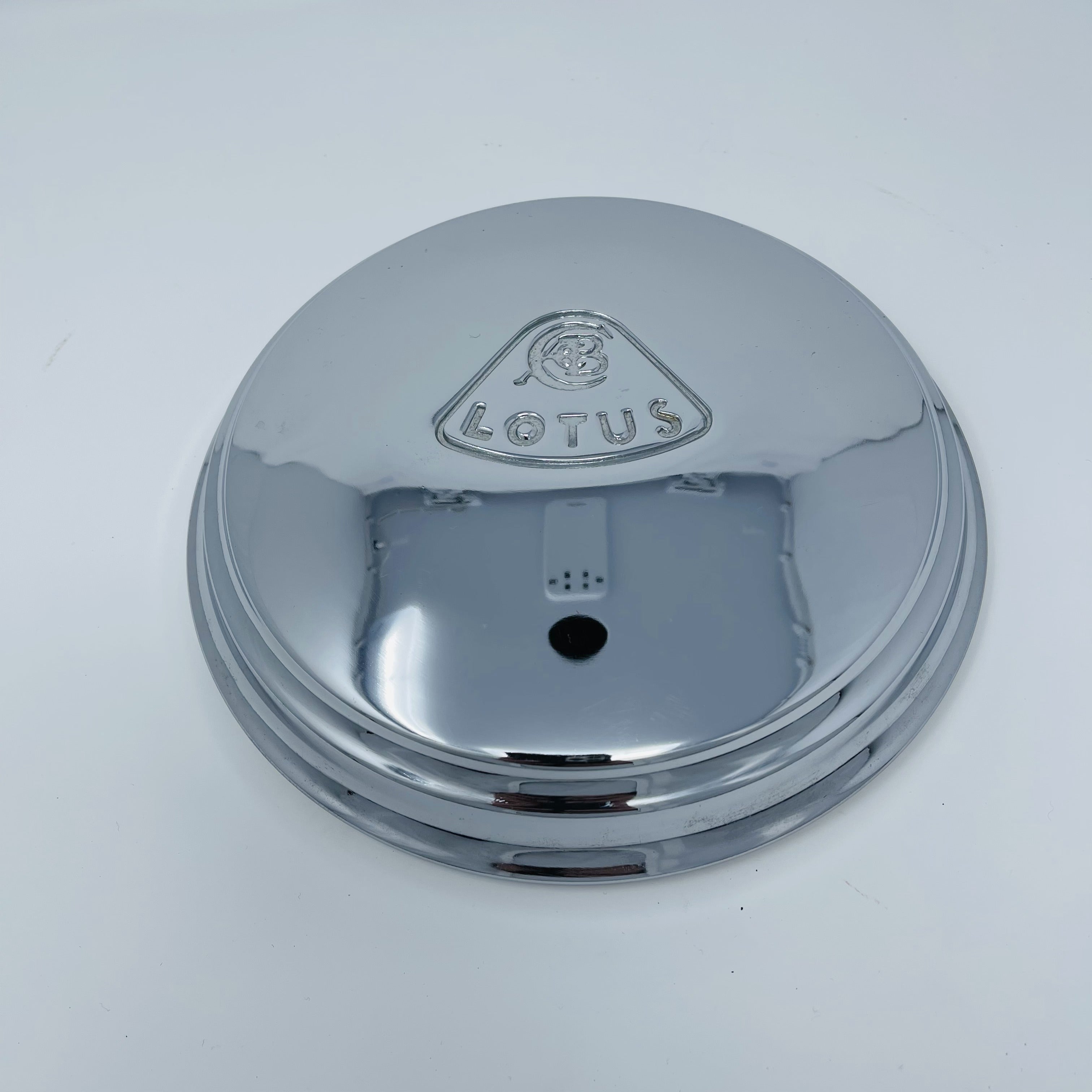 【生産終了品】ロータス エラン ヨーロッパ用 ホイールセンターキャップ クローム – OUTERPLUS STORE